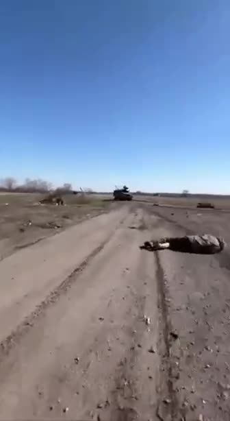 Russian soldier gets quickly evacuated during transport