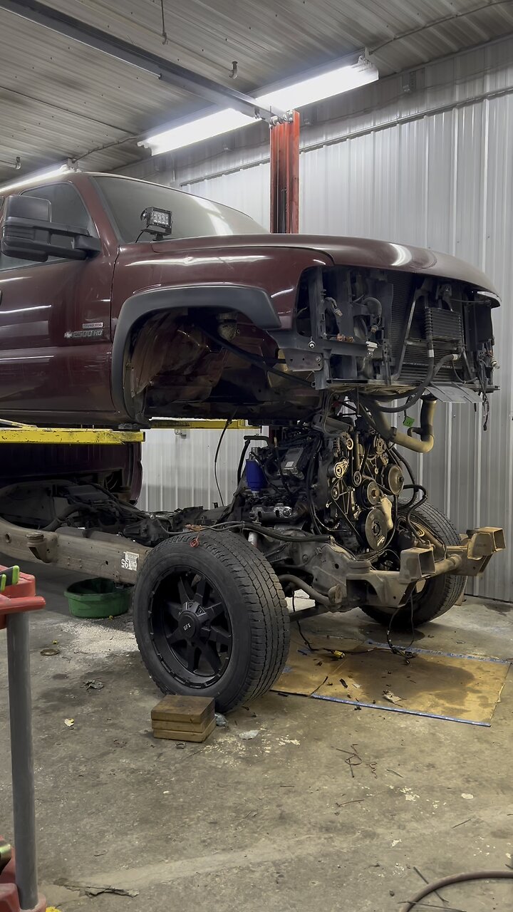 Lowering cab back on the Duramax build