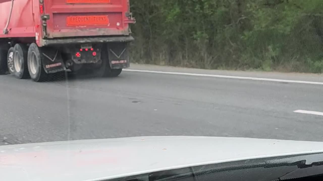 Wobbly Dump Truck Baddie