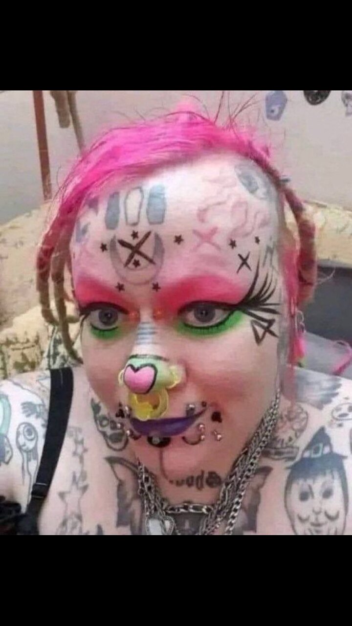 lolo the clown goes to the la riot