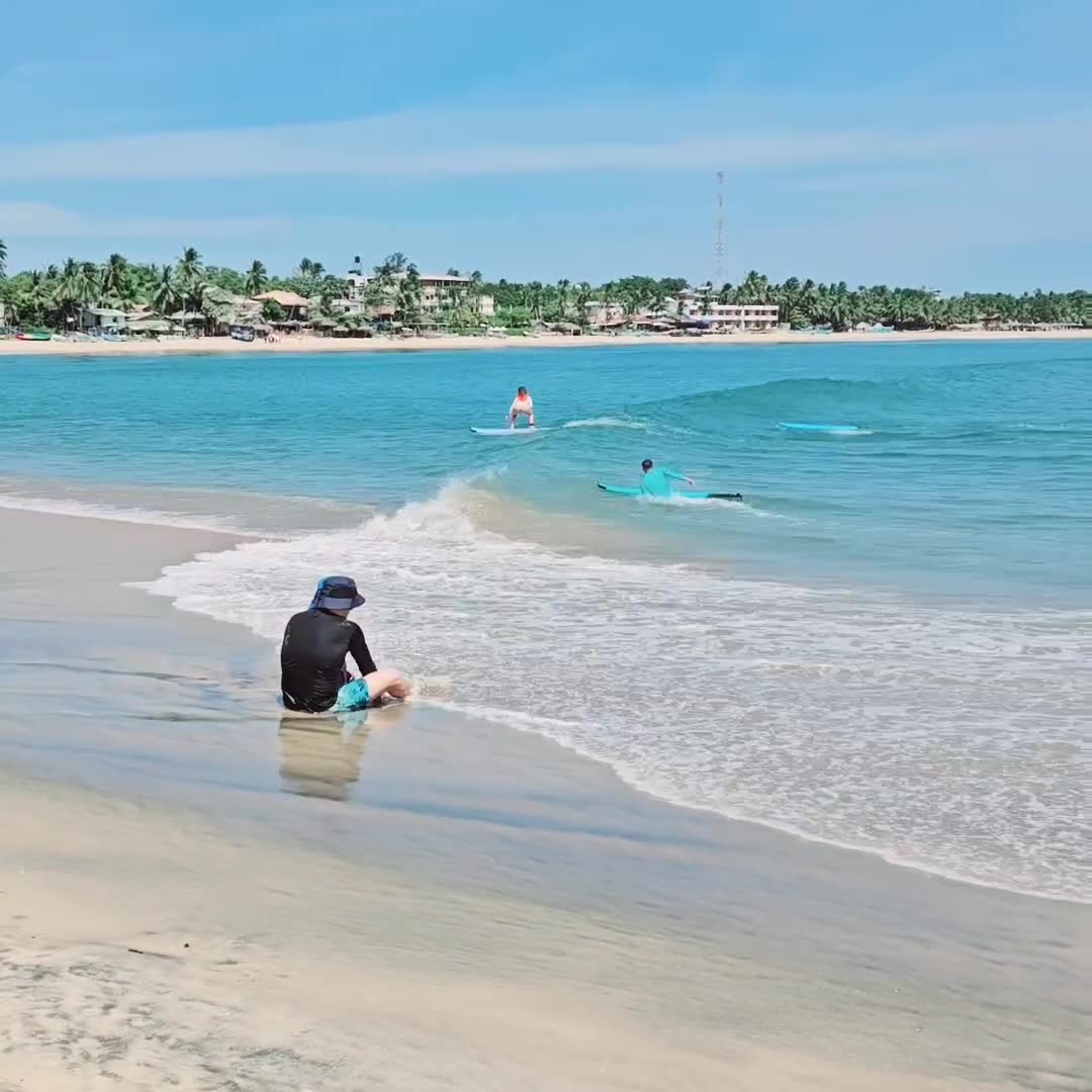 Surf’s Up in Sri Lanka! 🌊🏄‍♂️ Best Beaches for Surfing – Arugam Bay, Kalpitiya & Mirissa"