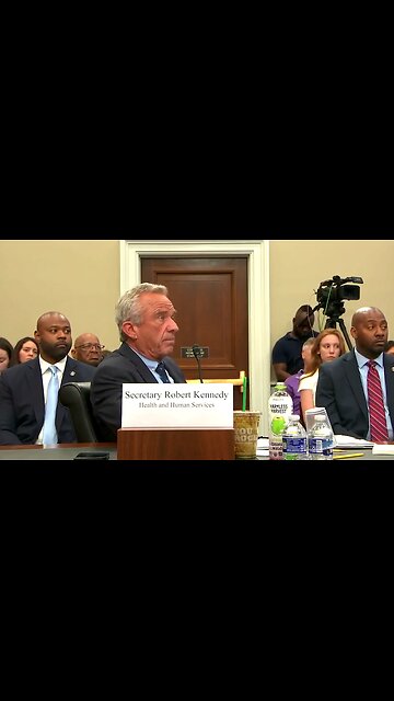 RFK Jr. OBLITERATES Dem When Asked THIS Question