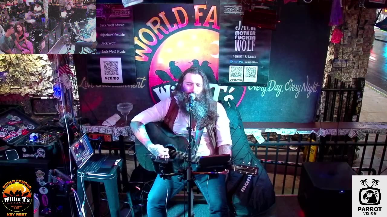 LIVE Music Everyday!