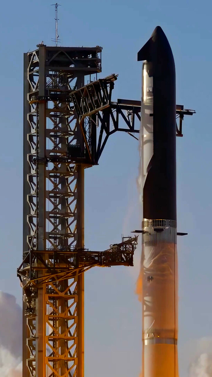March 9, 2025: more new videos are shown about #IFT8 of the #SpaceX's # ...