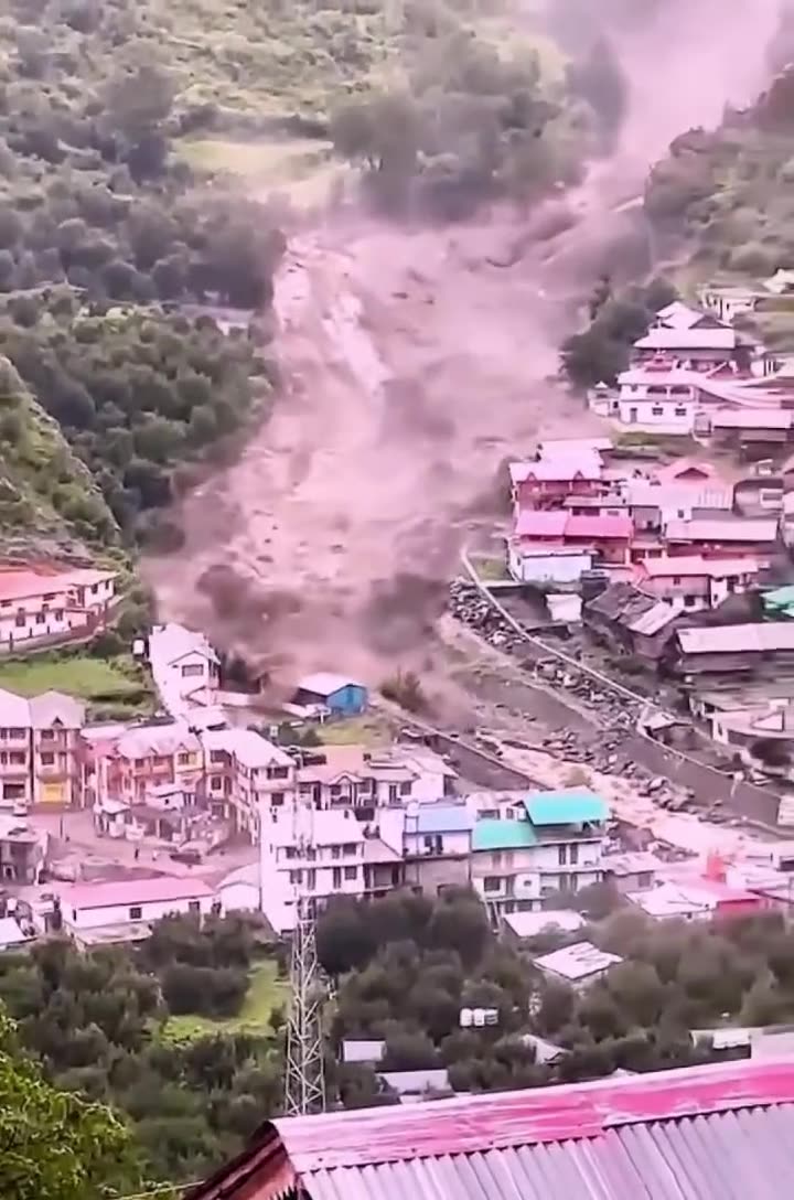 Horrifying Raw footage August 05, 2025 A Catastrophic mudslide in ...