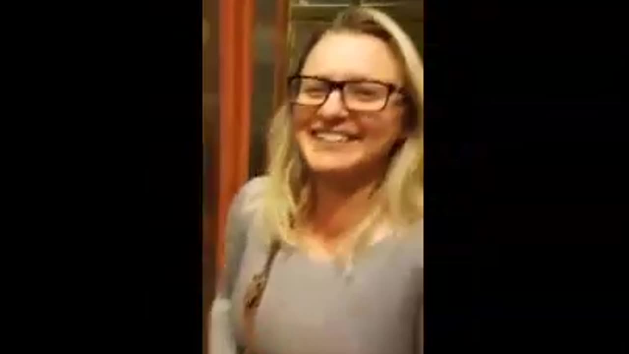 Juicy Farts Collection Video-57 Epic Elevator Fails_You Won_t Believe