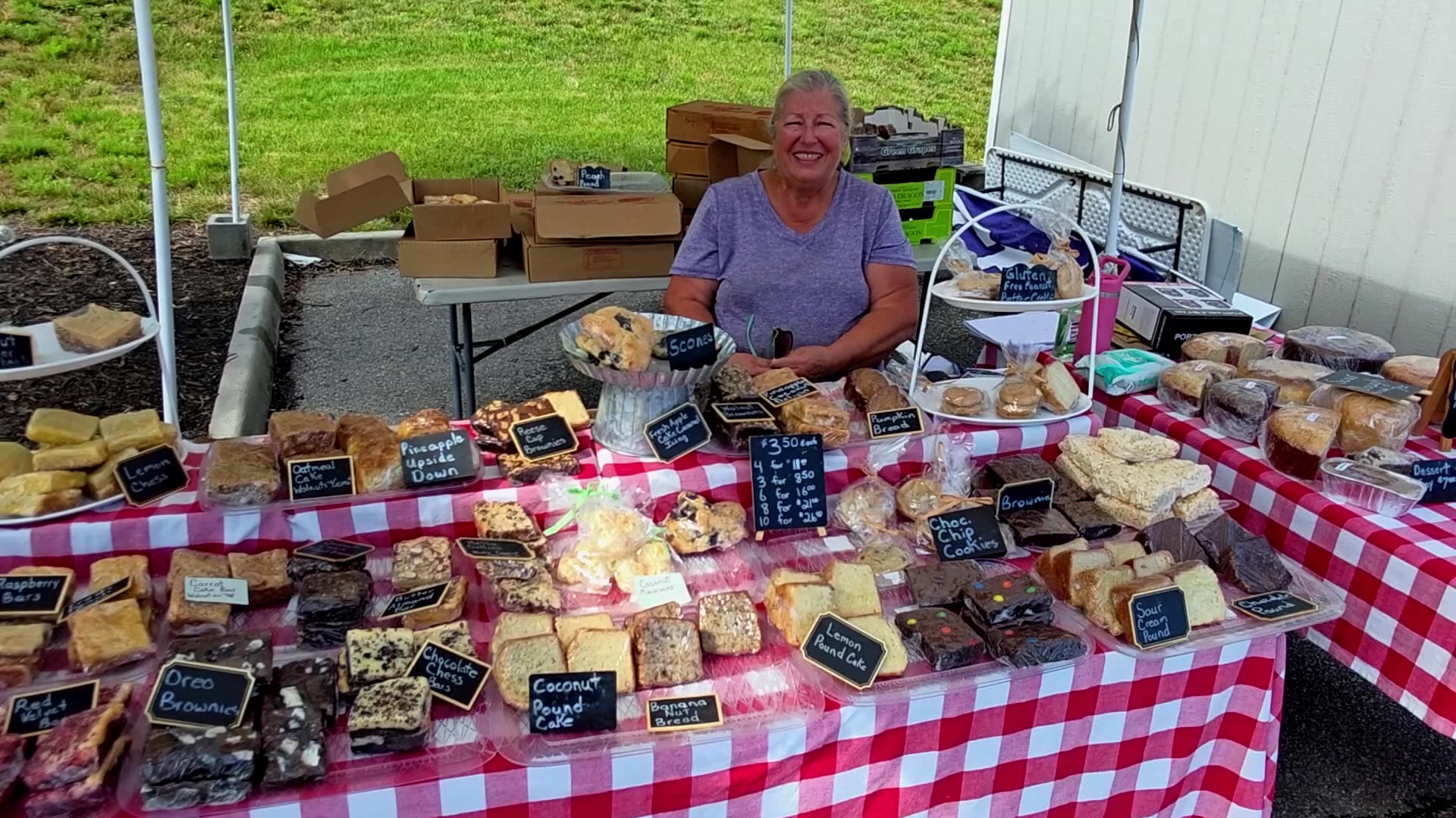 Saturday Farmers' Market at the South County Seasonal Farmers' Market ...