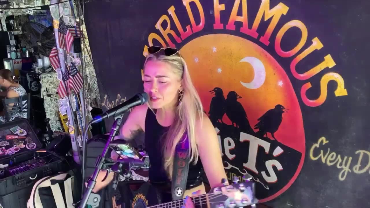 MARCH 9 2025 KARI WOLF LIVE AT WILLIE TS BAR PART 2