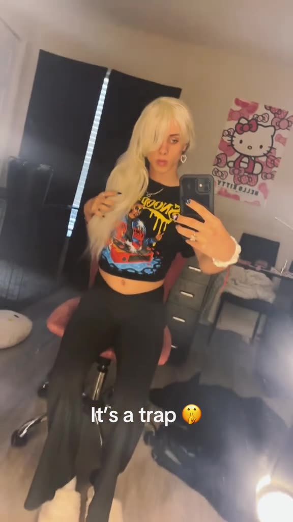 Admire this candy femboy