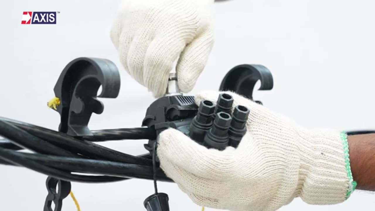 How to Install Multiport Insulation Piercing Connector? (4-Way ...