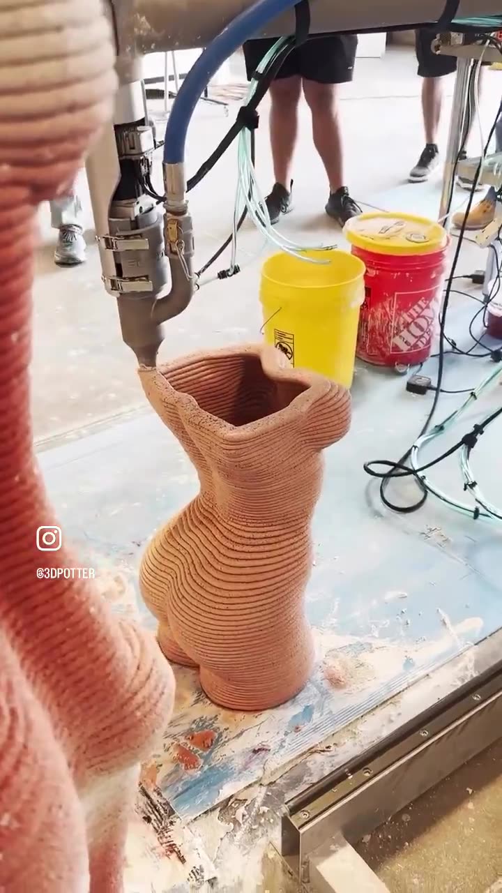 This is a 3D Cement Printer powered completely by Cybertruck. Pretty cool