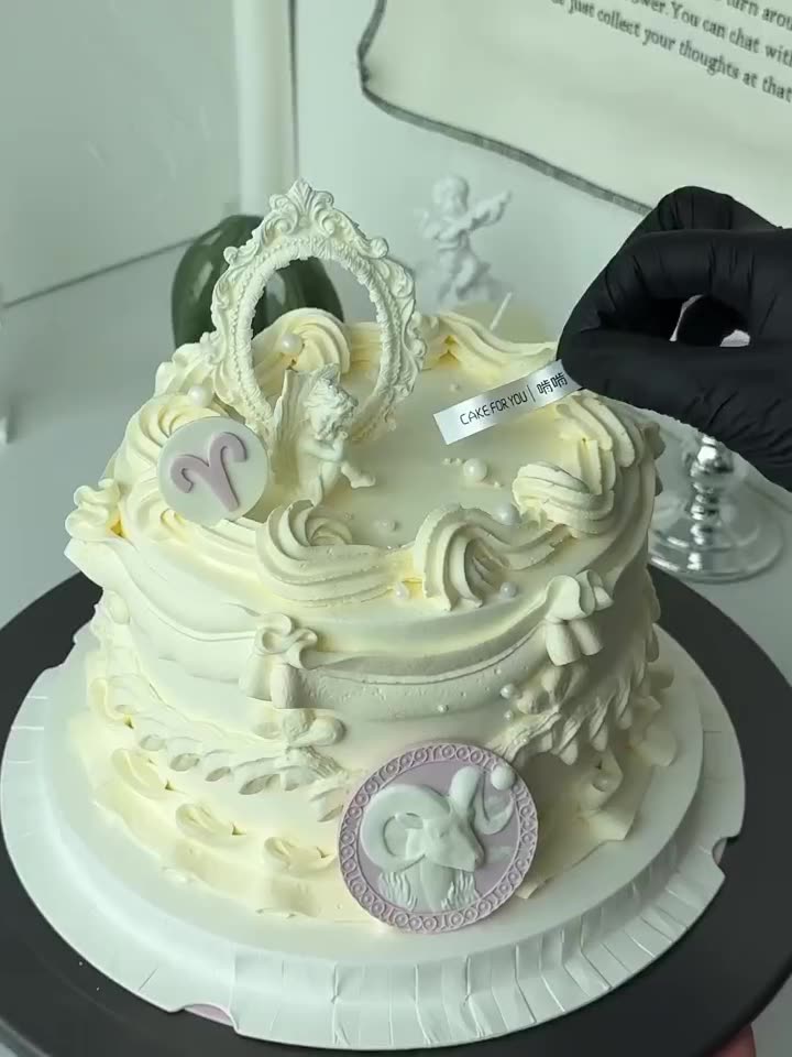 Vintage Buttercream Cake Decoration | Aesthetic Cake Design | Elegant ...