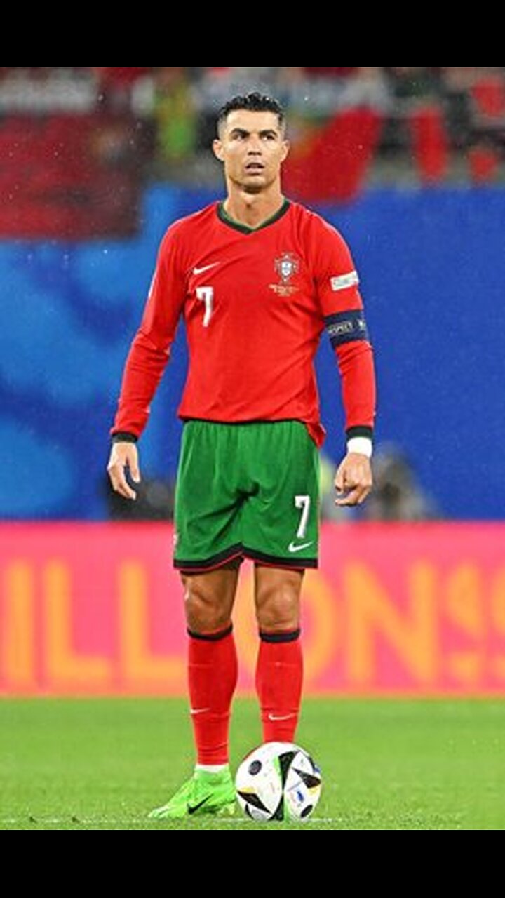 ronaldo gave his driver a Rolls-Royce #CristianoRonaldo #CR7 #Ronaldo # ...