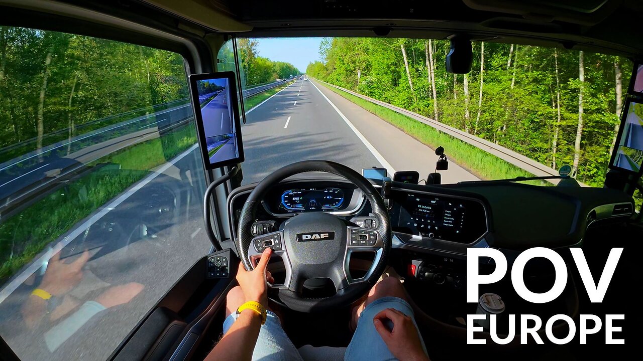 Watch how truck drivers drive in Europe and how beautiful the nature ...
