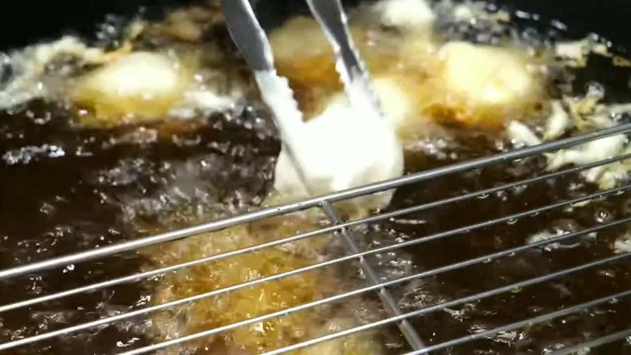 ASMR Korean Street Food Part 2: Crispy Fried Chicken Crackle