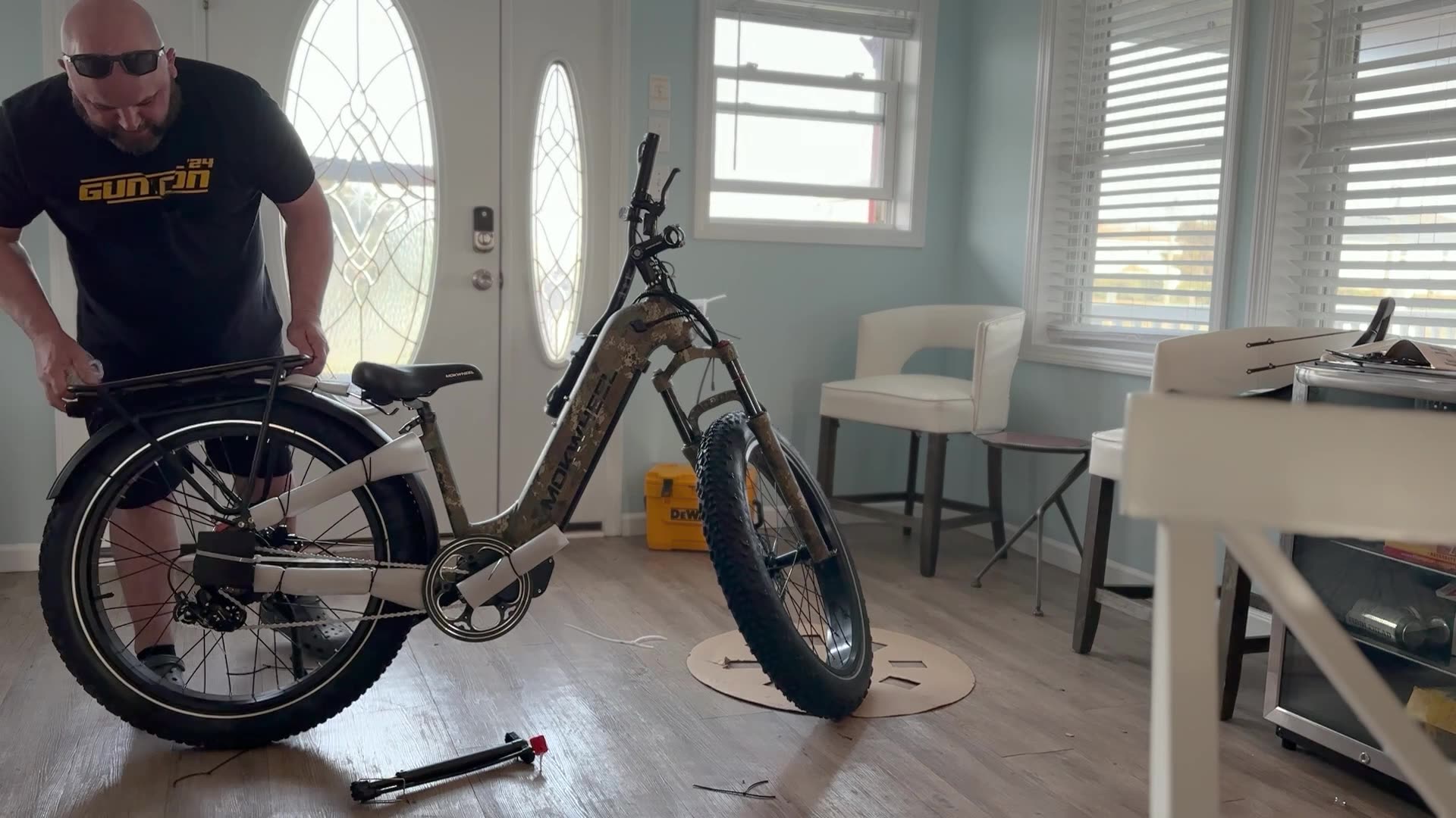 Mokwheel Basalt ST 2.0 Solar e-bike Unboxing & Assembly