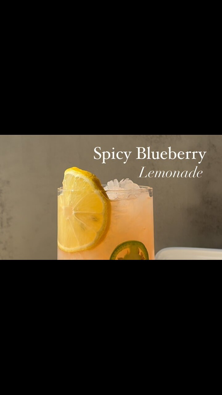 COCKTAIL SPICY BLUEBERRY LEMONADE