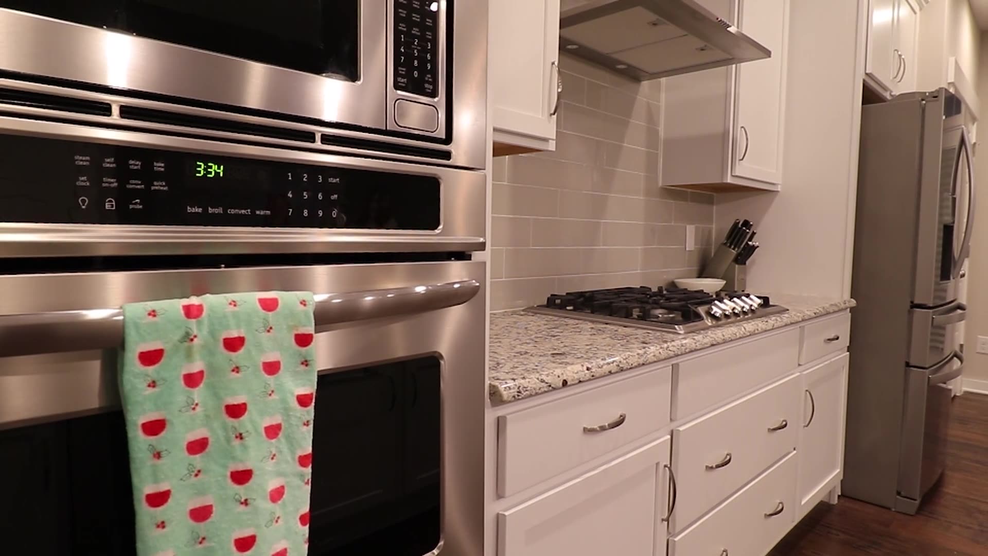 Why Every Kitchen Needs a Built-In Oven