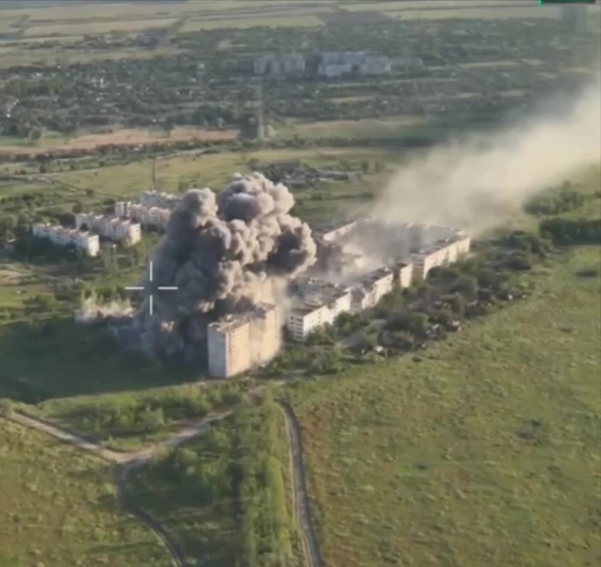 Stepnogorsk: A Ghost Town Left in Ruins by Kyiv Long Before the War