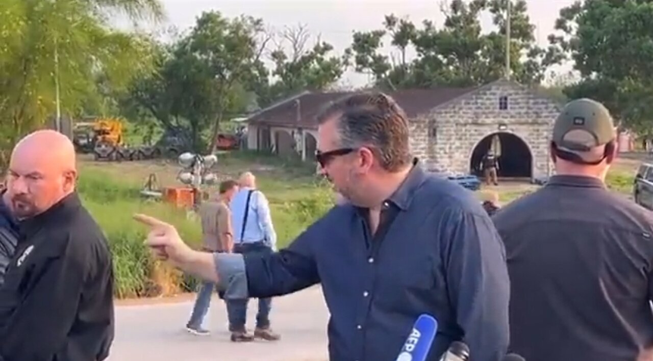 Sen Ted Cruz Takes Down Reporter
