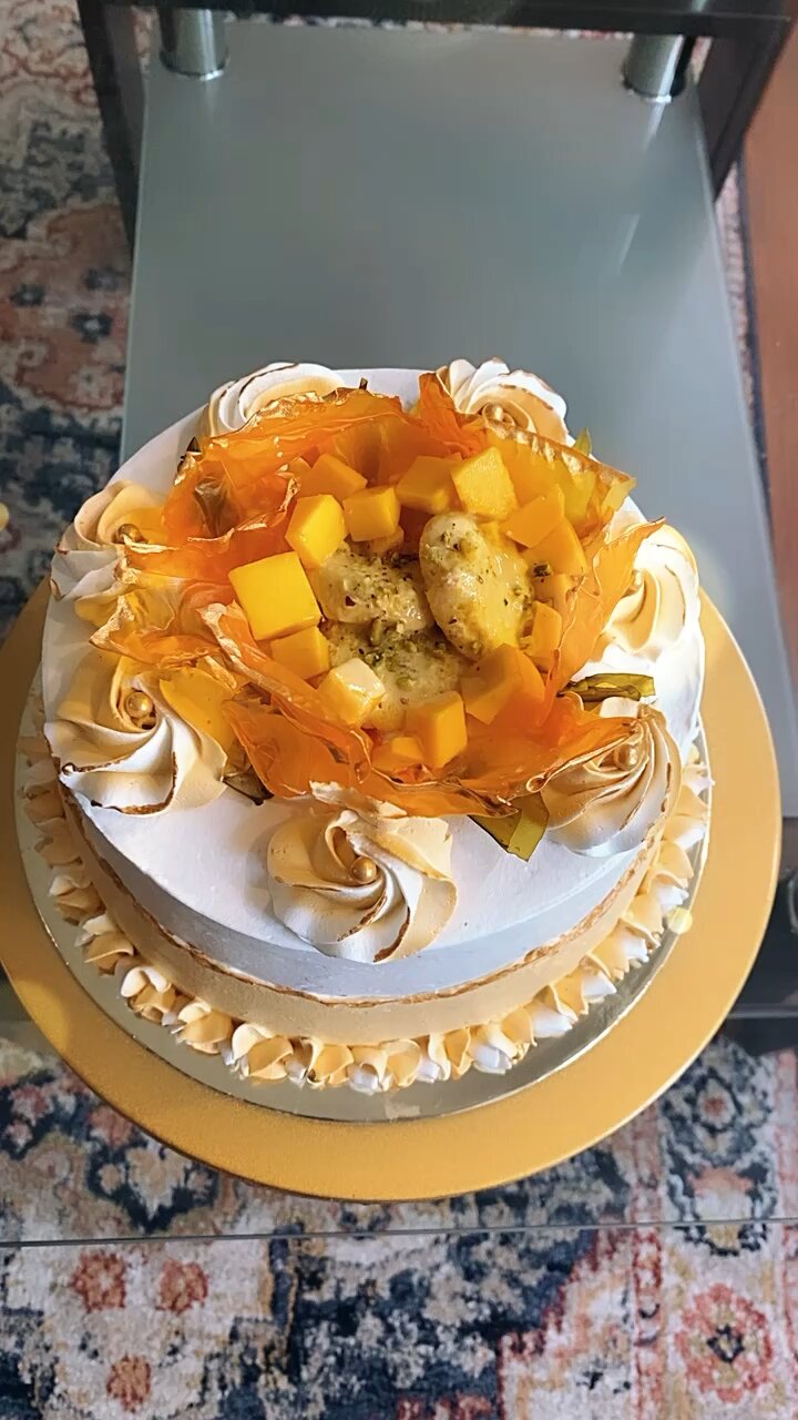 Mango Rasmalai Cake