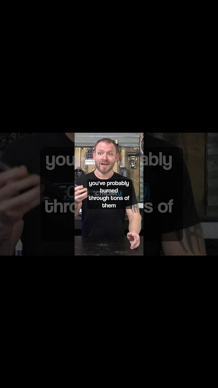 Why The Square "Robbie" Robertson Screw Head Is Superior