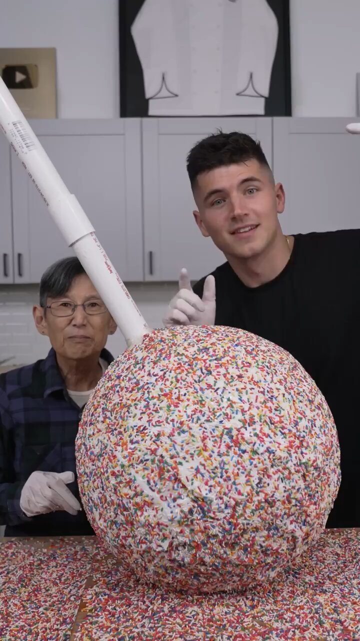 Worlds Largest Cake pop (Official World Record) By Nick DiGiovanni