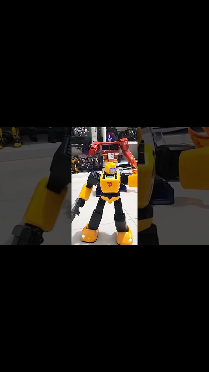 Transformers Robosen Optimus Prime and Bumblebee Impossible Mission #shorts