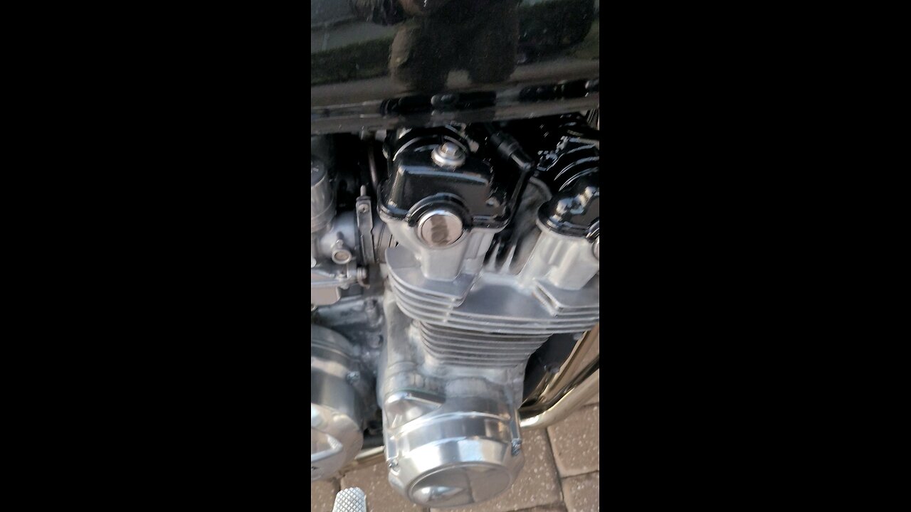 CB750 DOHC Engine Whine