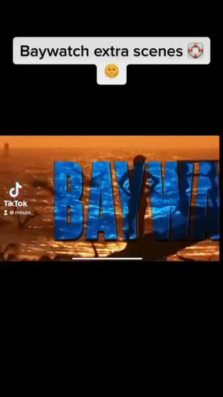 Baywatch extra scene 😂