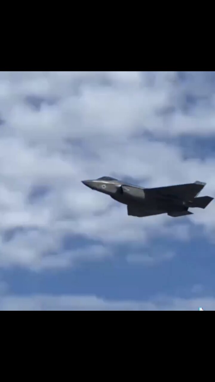 LEARNING TO FLY🇺🇸👩‍🚀🛩️📸UNITED STATES MILITARY FIGHTER JET🇺🇸🫡🛩️💫