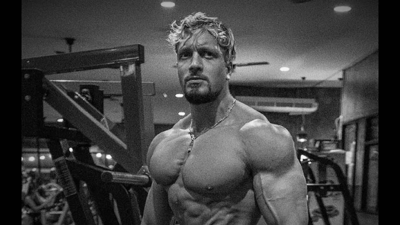 Joesthetics - Quadruple-Jabbed 30-Year-Old Bodybuilder dies suddenly