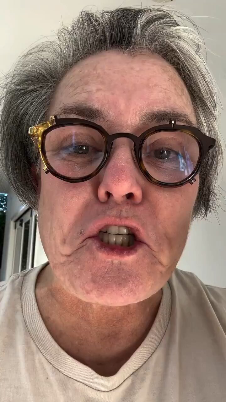 Rosie O'Donnell seems to be experiencing a breakdown following Trump's ...