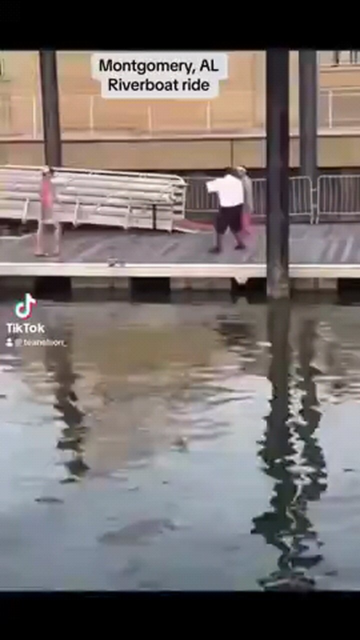 Throwback: Montgomery Alabama Boat Fight