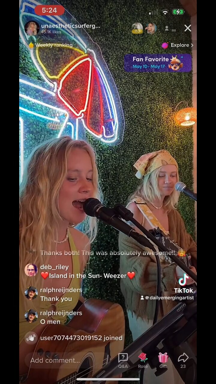 Hope & Clara Waidley covers 🏝️ Island in te Sun 🏝️ 05/18/2022