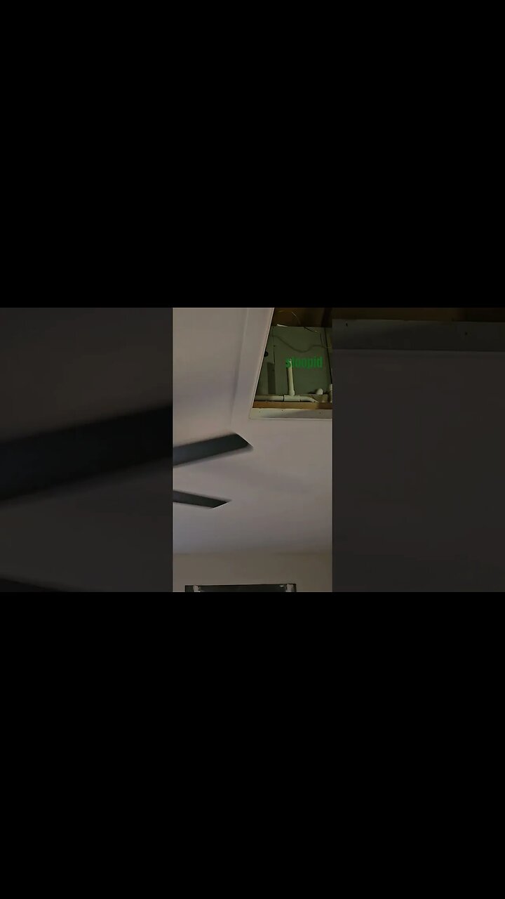 Home Inspector calls out stupid ceiling fan placement #shortvideo # ...