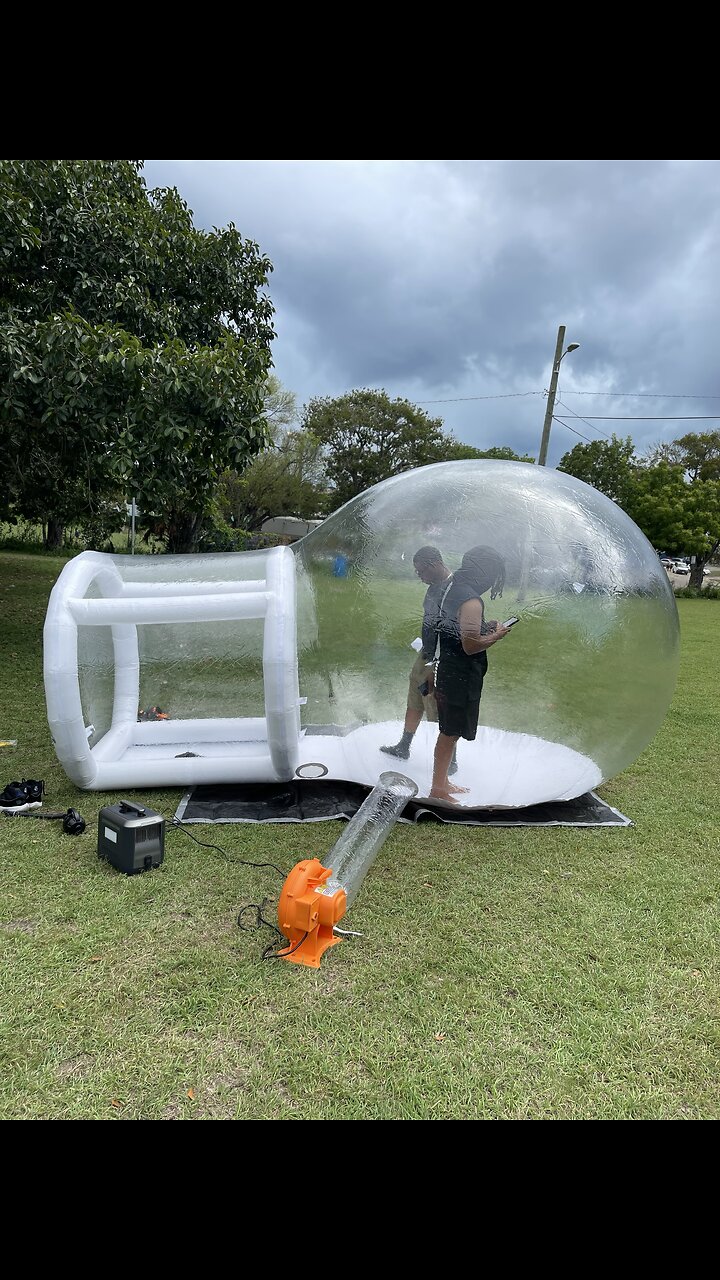 Bubble fun dome house