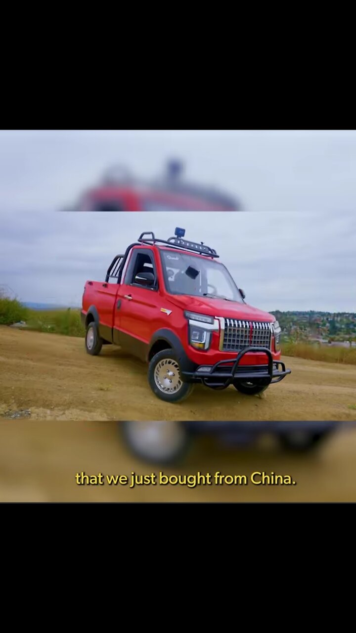 $2000 chinese smallest truck equipped with lift