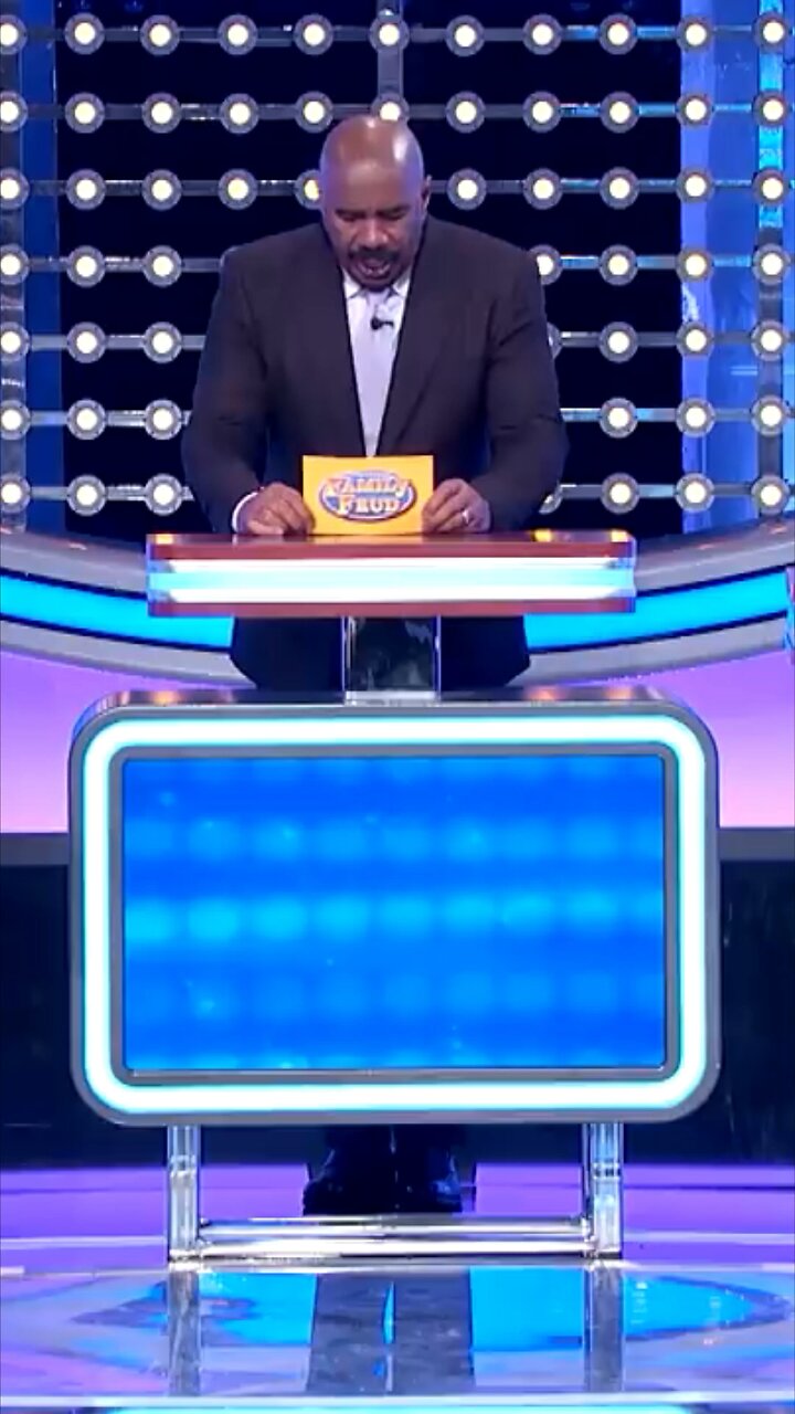 Name something that is sexier when it’s black #steveharvey #jff #joke # ...