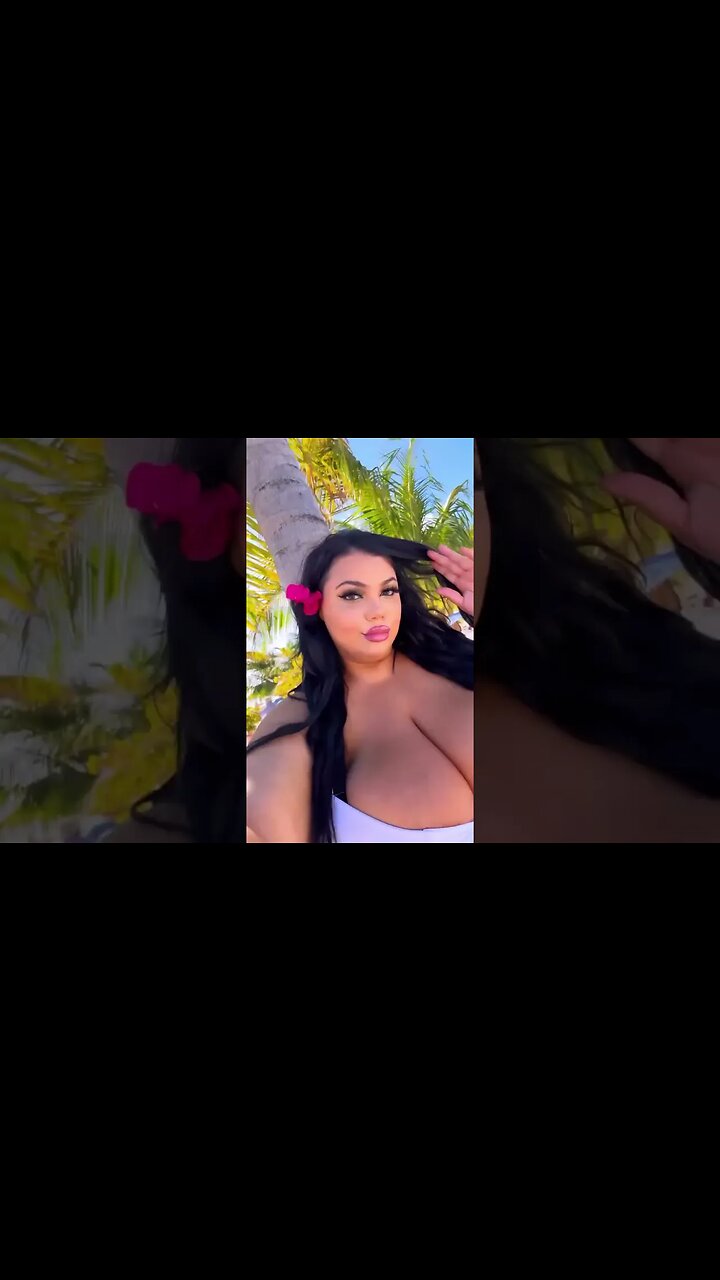 Plus Size Superstar Alex Aspasia #shorts