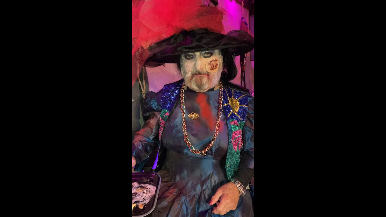 Zombie Drag Queen