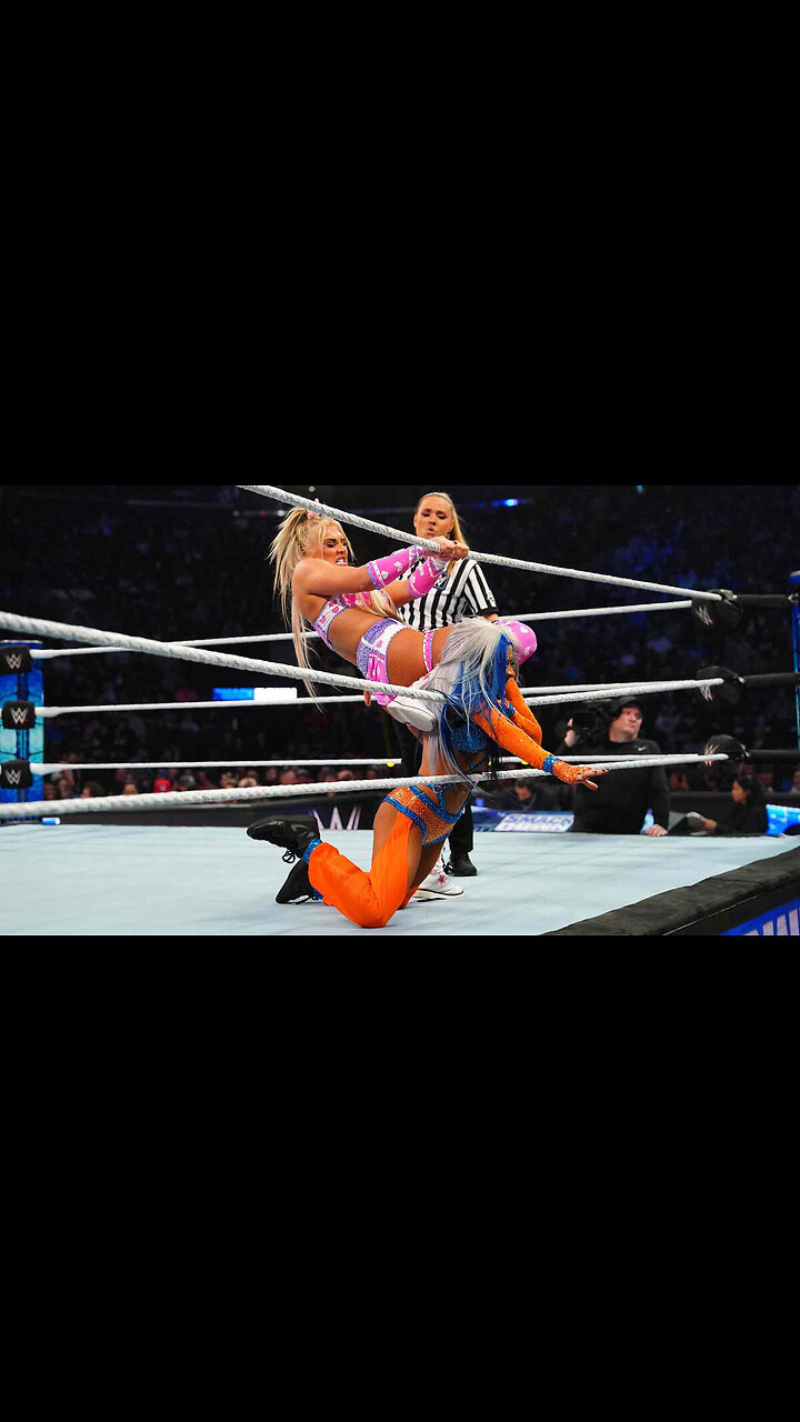 Tiffany Stratton vs. Zelina Vega! WWE Smackdown 2/16/24 Review and ...