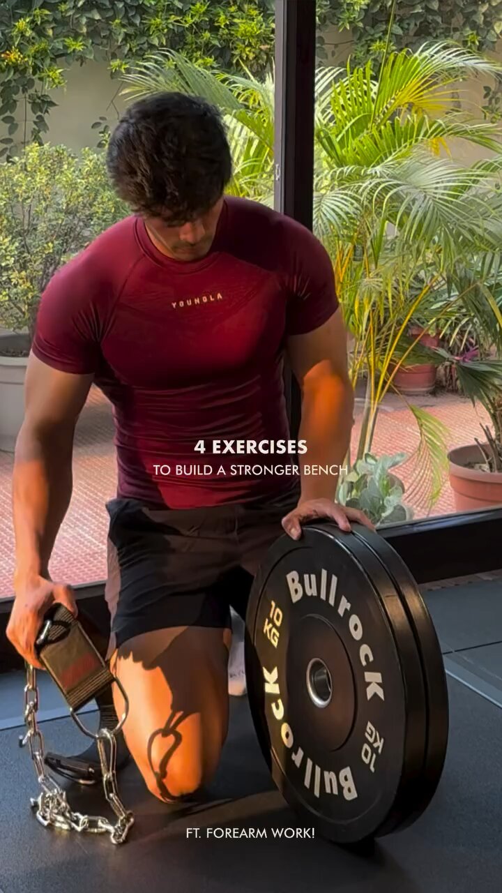 4 EXERCISES TO BUILD A STRONGER BENCH