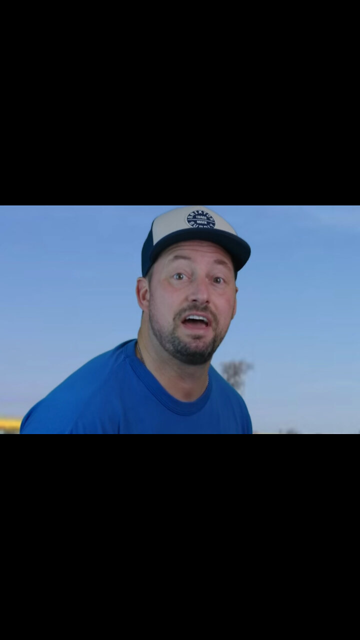 😂 THIS VIDEO IS GOING VIRAL! Over a 100 people sent this to me. Just ...