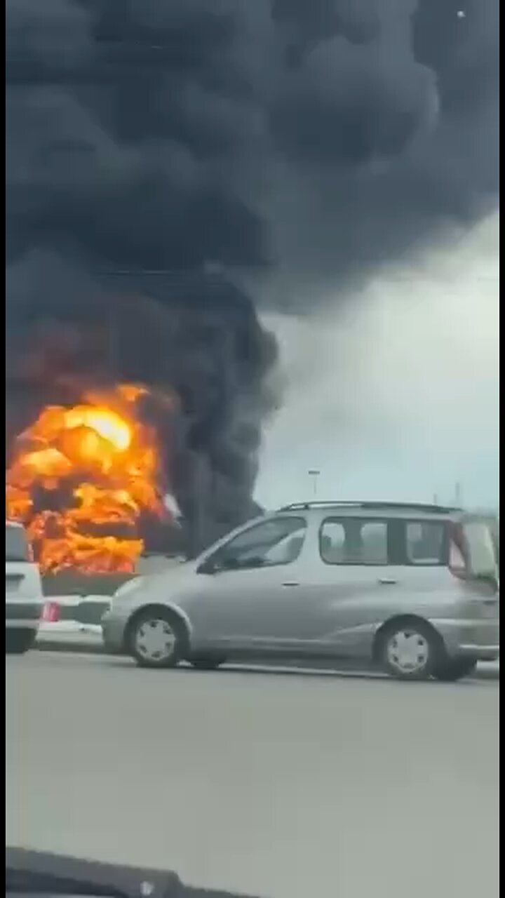 Two dead and multiple injured in an explosion at an ENI gas refinery ...