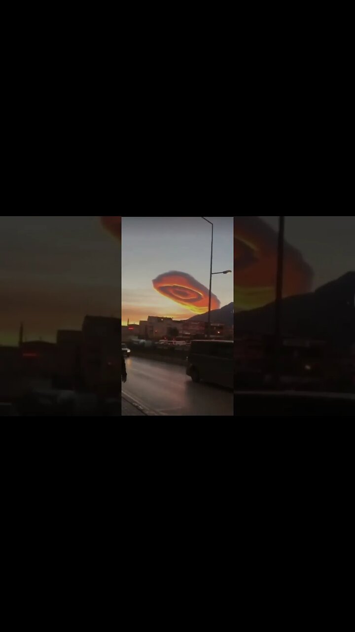 Weird Cloud Formation in Turkey! 🤯👀 Glitch in the Matrix or Cloaked UFO ...