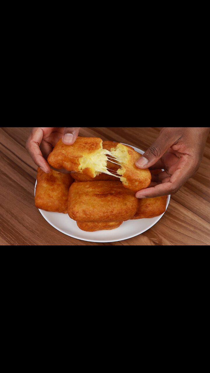 Super stuffed and delicious cassava savory! Very easy and simple to make