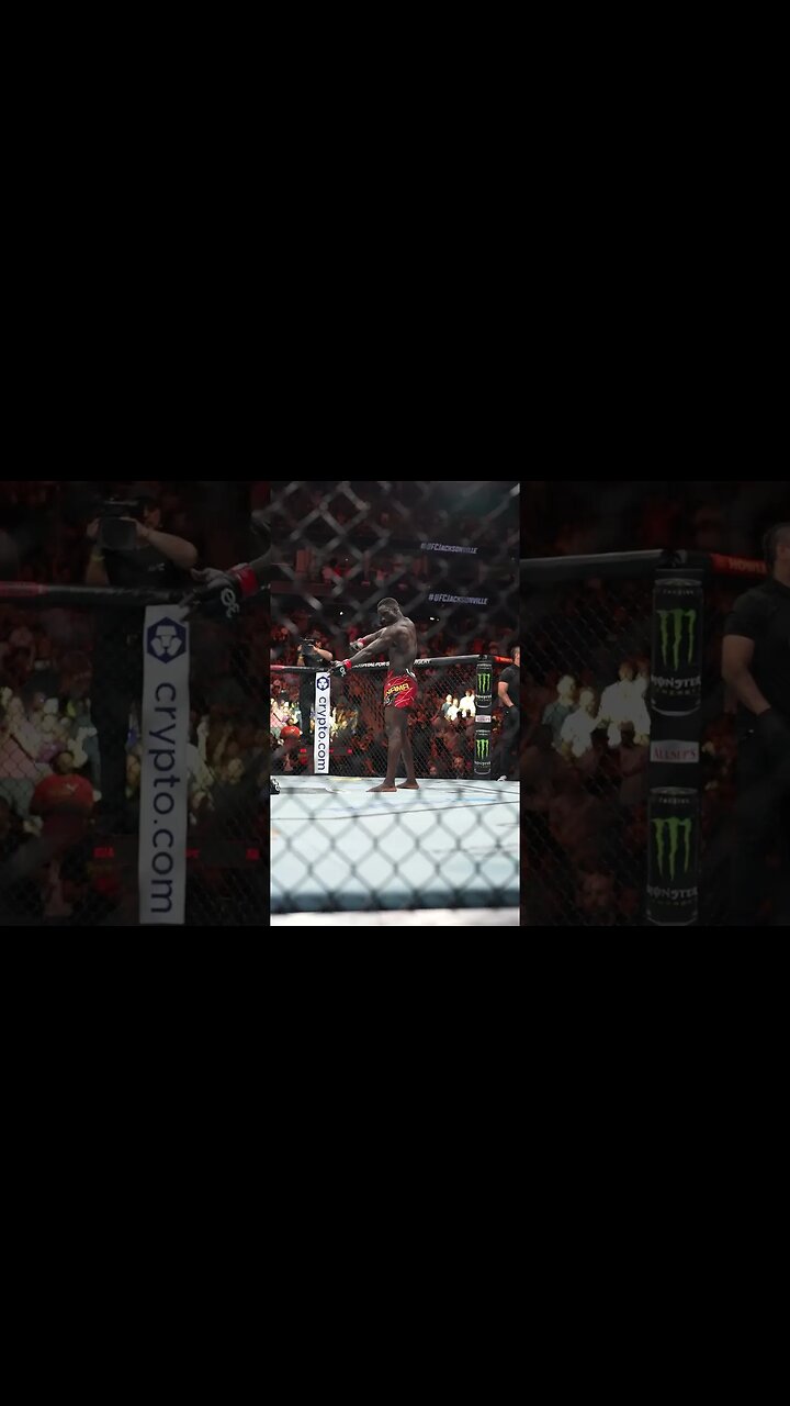 David Onama pays tribute to THE STYLEBENDER after his MASSIVE KO! 👀