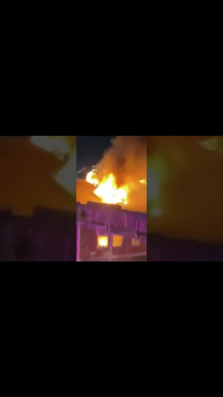 Jaw-dropping firefighting footage: 5-Alarm blaze in Queens Staten ...