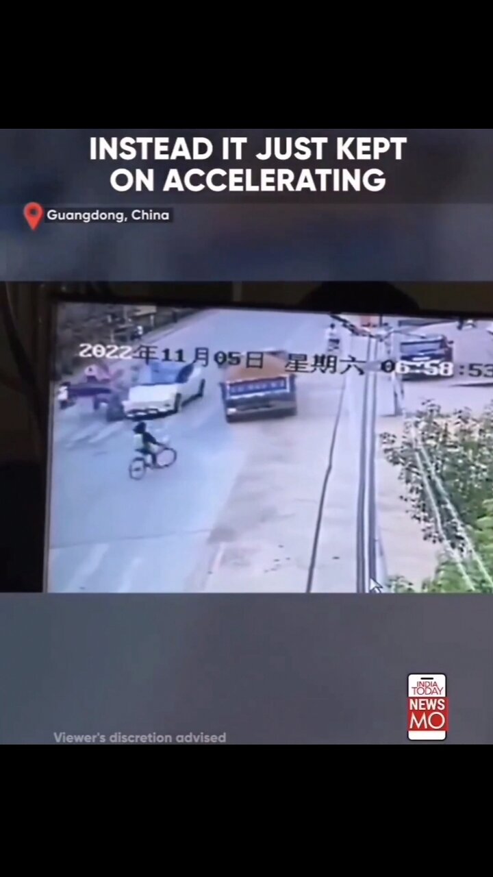 *SCARY* Tesla Malfunctions And Kills Two People in China.